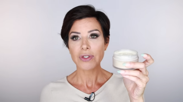 The Best Face Powders That Won't Dry Your Skin - Dominique Sachse